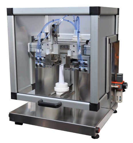 Semiautomatic closing machine